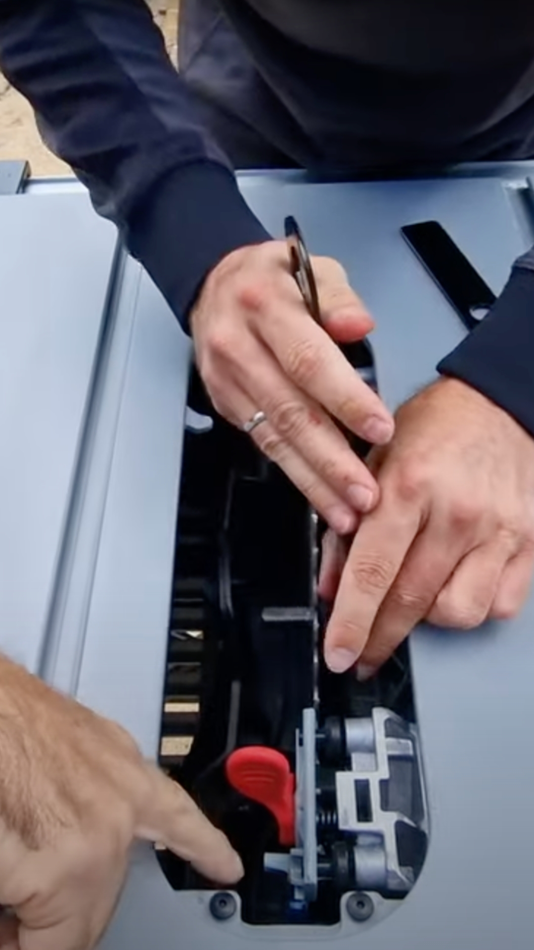 The Safest Table Saws - Stops On Contact With Skin | SawStop